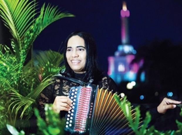 Raquel Arias rechaza un millón de pesos por tocar un tema en fiesta - I ...